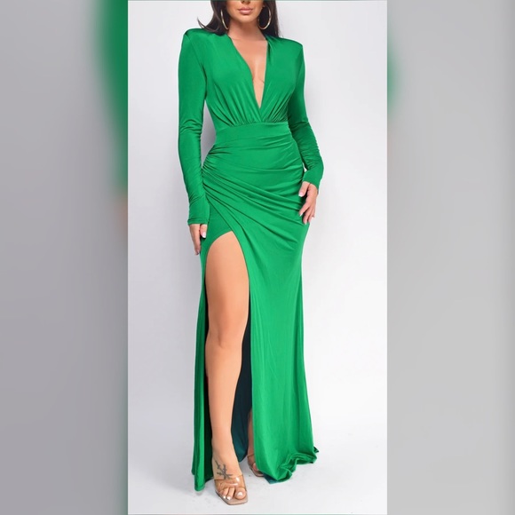 Emprada | Dresses | Emerald Green Sexy Plunging Neckline Long Sleeve ...